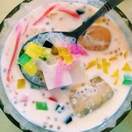 15 Popular Traditional Burmese Desserts - Chef's Pencil